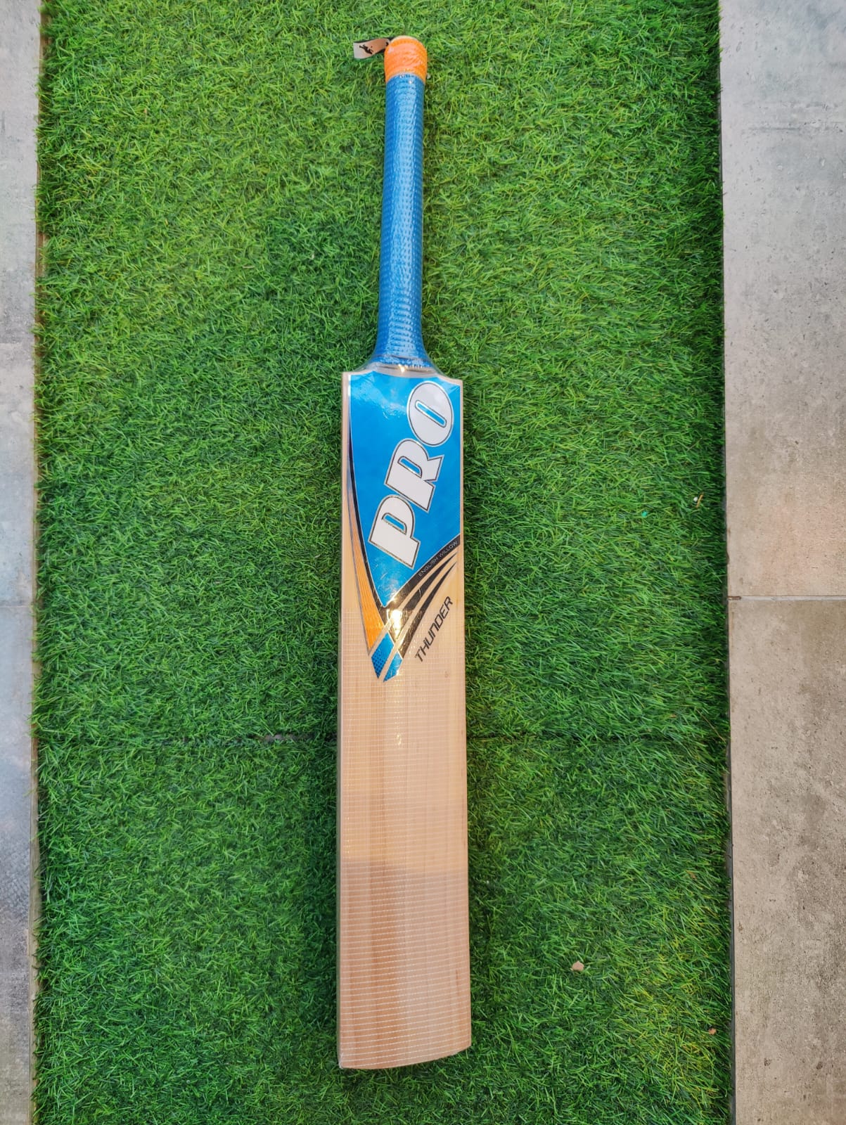 PROTOS THUNDER ENGLISH WILLOW – Oneup Sports